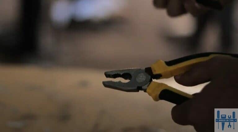 How To Keep Tools from Rusting in A Shed? Try This Easy Guide ...